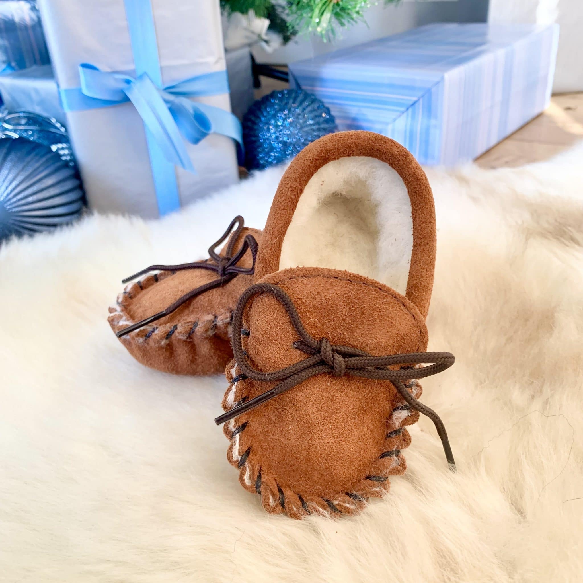 Handmade British Baby and Toddler Slippers "Woolies" - Sheepskin.co.uk