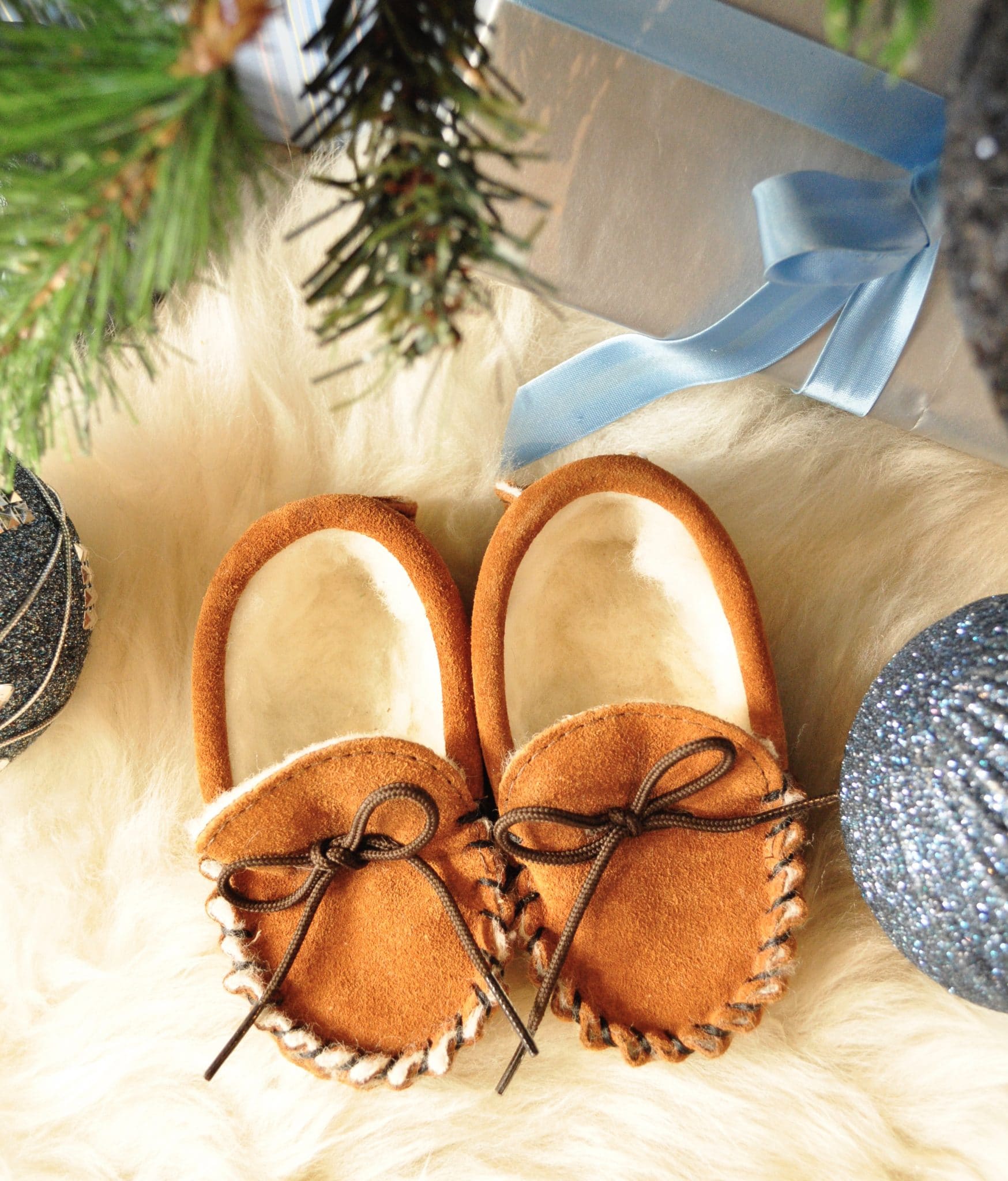 Handmade British Baby and Toddler Slippers "Woolies" - Sheepskin.co.uk