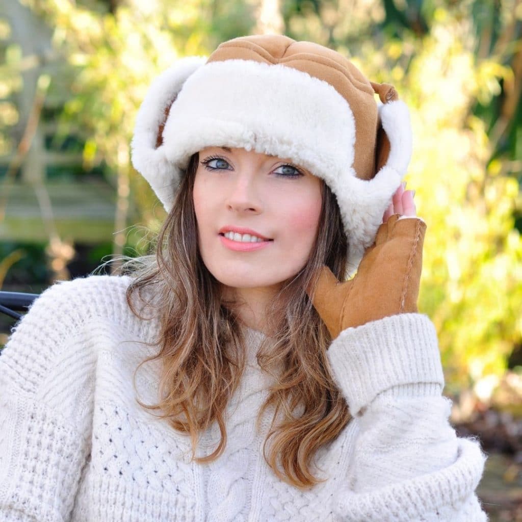 Sheepland Unisex 100% British Sheepskin Trapper Hat in Chestnut ...